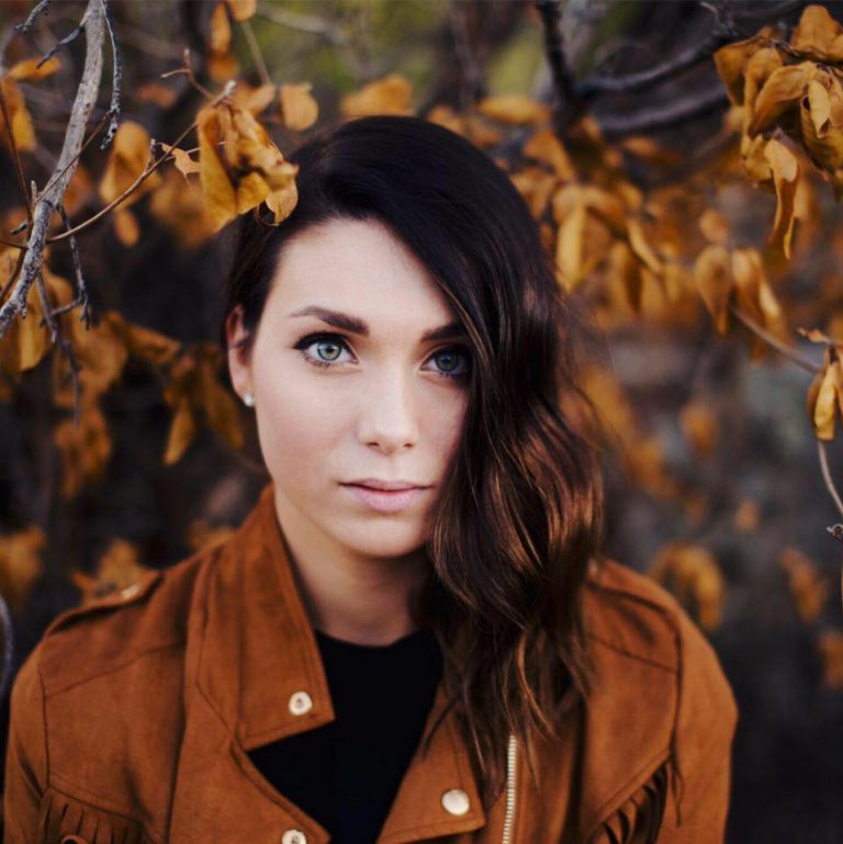 Townsville singer songwriter Nicole Cross wins Play Mullum Song Writing ...