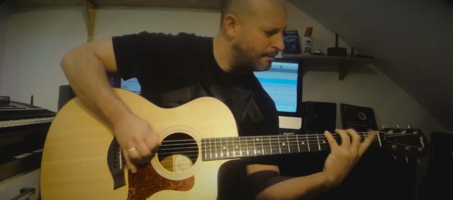 Watch: Guy Slays Slayer On An Acoustic Guitar - Mixdown Magazine