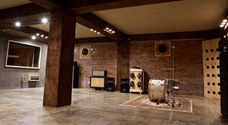 A PEEK INSIDE BRISBANE’S UNDERGROUND AUDIO - Mixdown Magazine