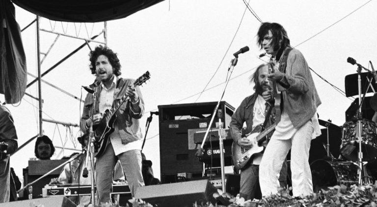 WATCH: Bob Dylan and Neil Young team up for the first time in 25 years ...