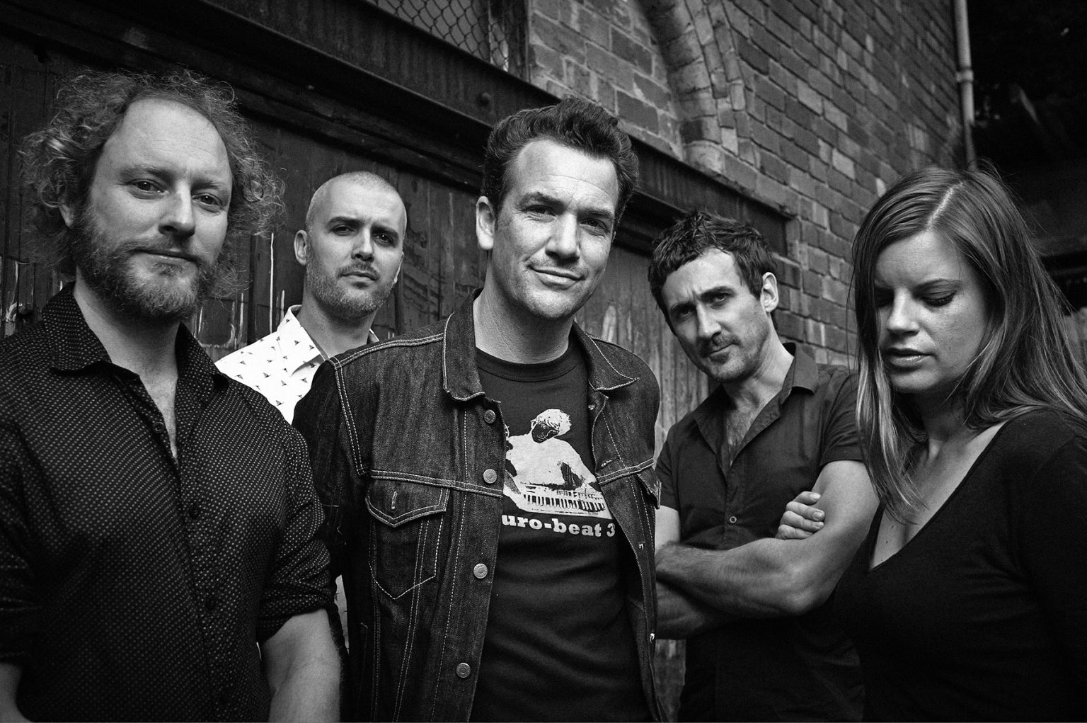 The Drones and the anatomy of a long song - Mixdown Magazine