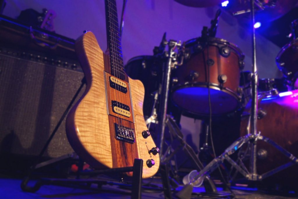 Reddick Guitars unveil Voyager modular guitar system - Mixdown Magazine