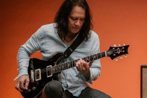 PRS unveils Robben Ford Limited Edition McCarty Model and two new ...