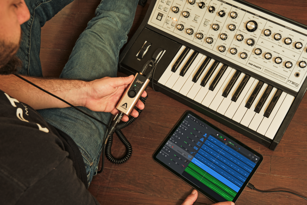 The Apogee Jam X: A first look at the brand's new interface