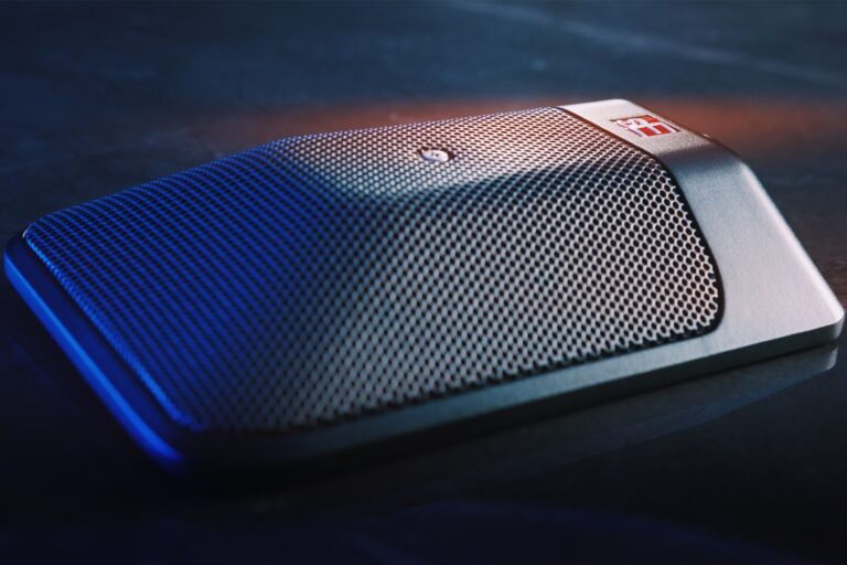 sE Electronics has announced the BL8 boundary microphone