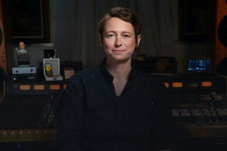 Waves launch Online AI-mastering service