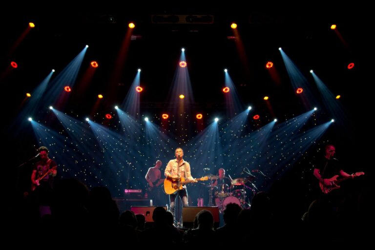 James Reyne of Australian Crawl announces 2024 Crawl File Tour