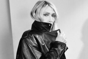 Kim Gordon releases new single "BYE BYE"