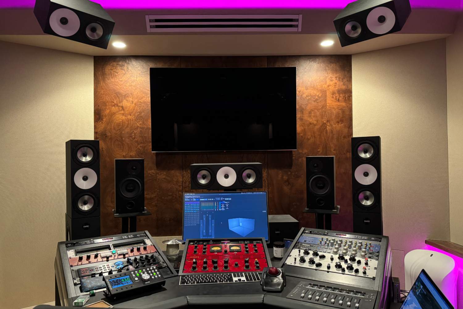 Rob Kinelski mixing in Atmos with Amphion Immersive Setup