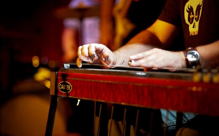 10 pedal steel guitar players should know