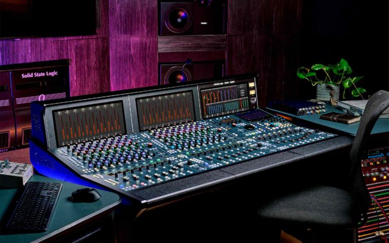 Solid State Logic Oracle: the future of analogue consoles